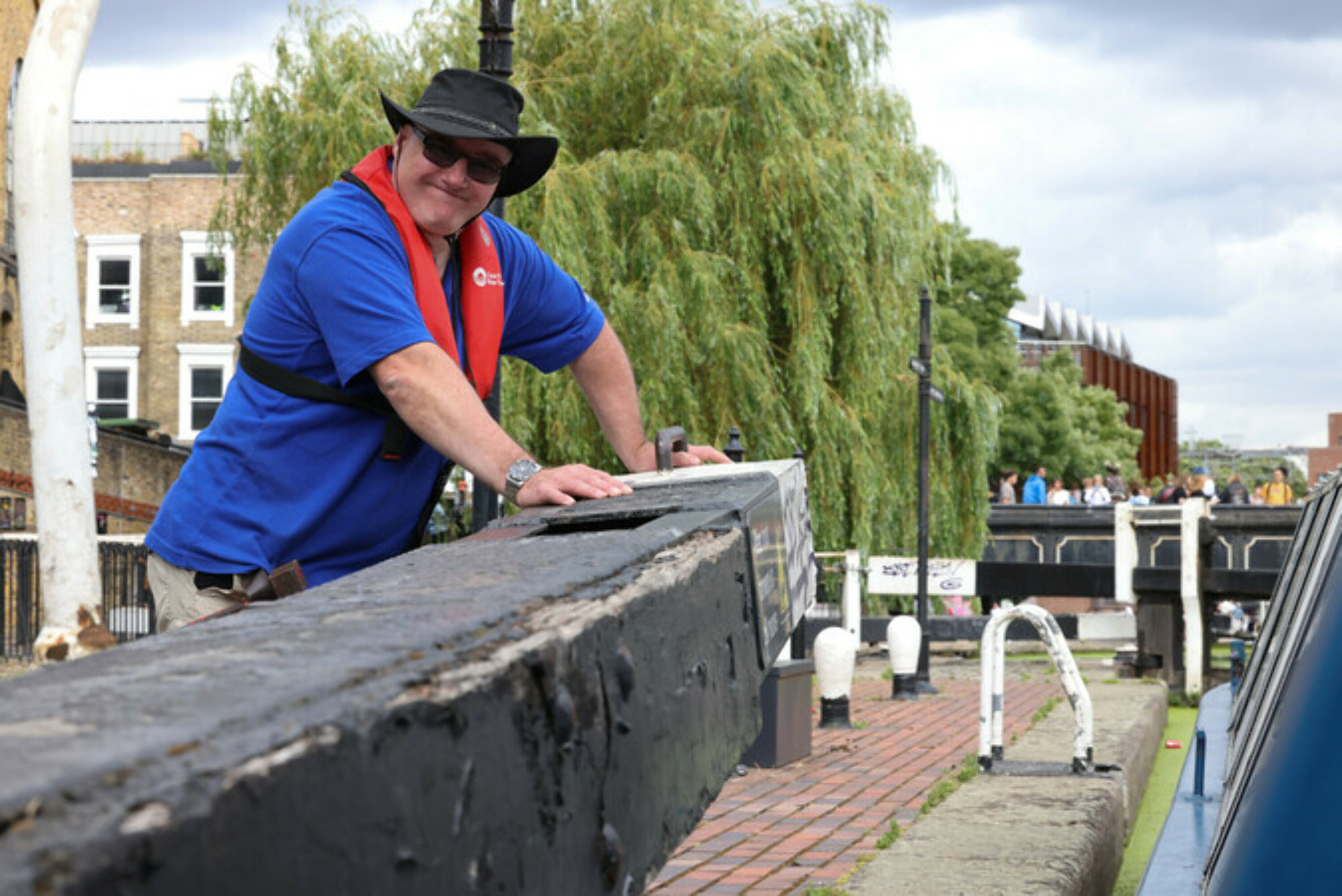 Volunteer Lock-Keeper (Lock Keeper Marsden Flight) | Canal & River ...